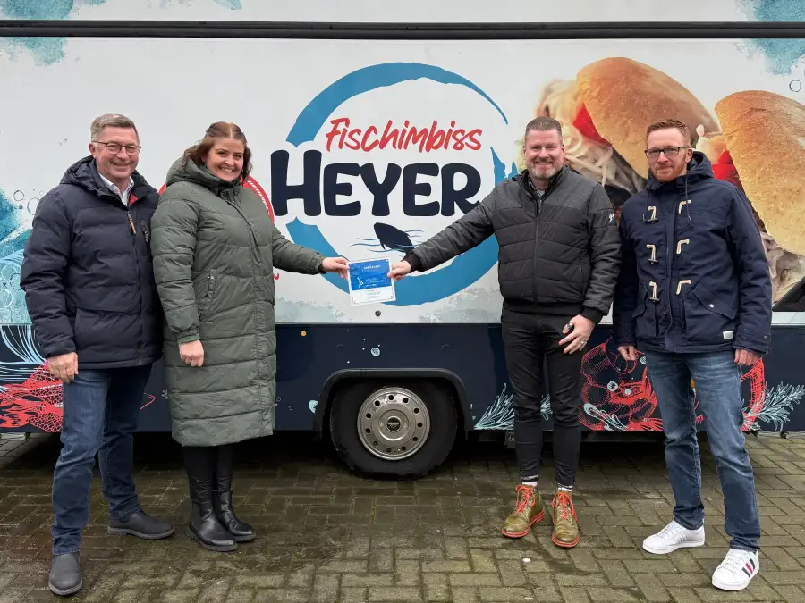 Fischimbiss Heyer in Drantum: KMU-Förderbescheid an Katharina und ...