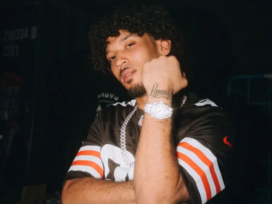 Open Air in Wiesmoor: Rapper Jazeek bringt US-Sound auf die Freilichtbühne