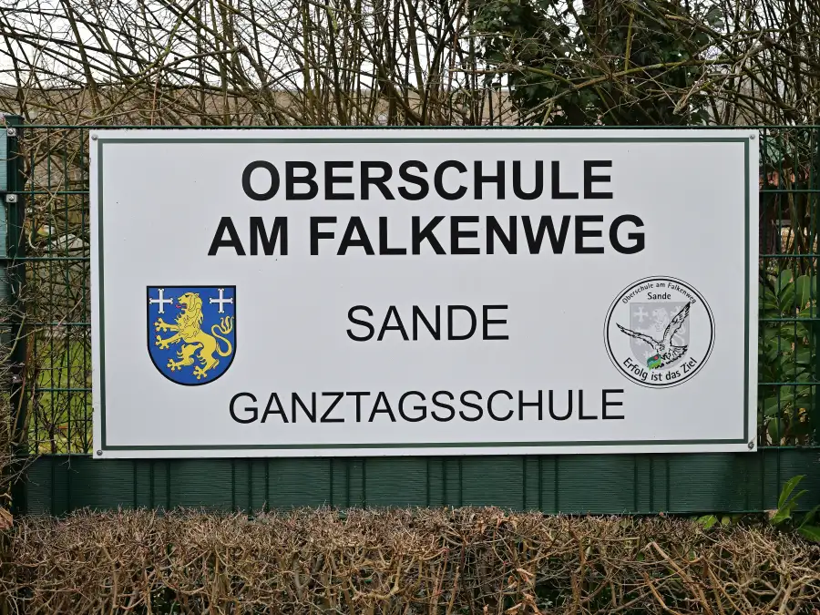 Schlägerei an Oberschule in Sande: Neue Erkenntnisse zur Verletzung des ...