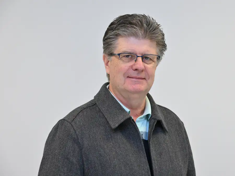 Bundestagskandidatur in Wilhelmshaven: Andreas Lang von den Freien Wählern fordert ...