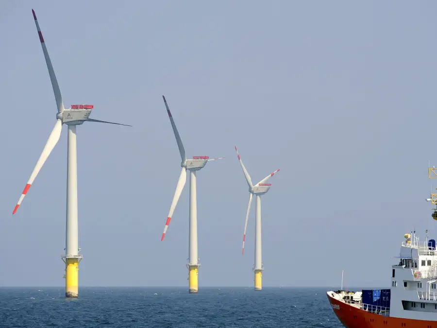 Offshore-Windpark Alpha Ventus ab jetzt vom Emder Dienstleister Wind ...