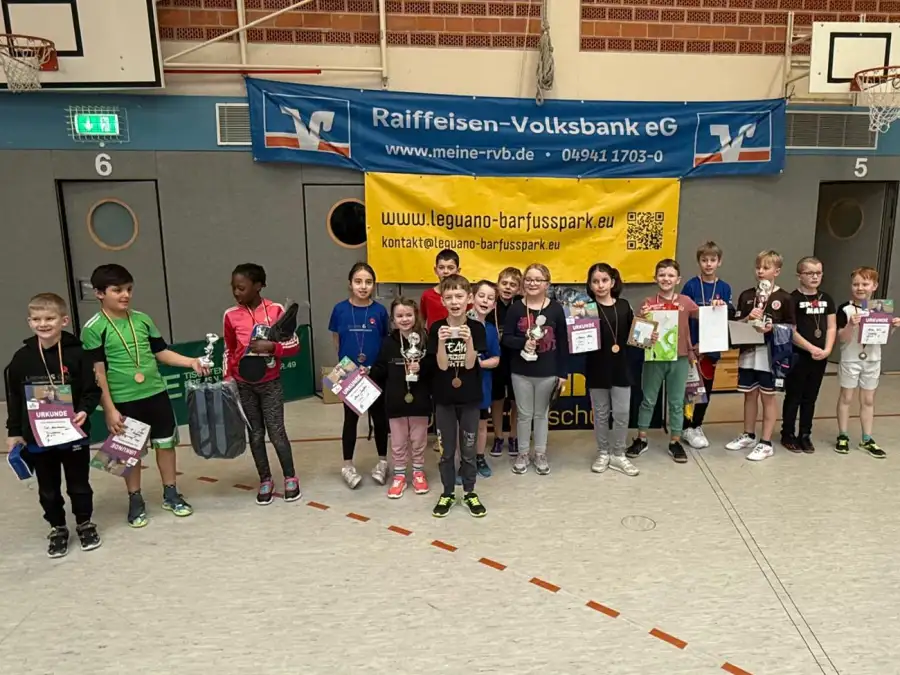 Tischtennis in Friedeburg: Mawa Diomande und David Geis gewinnen mini ...