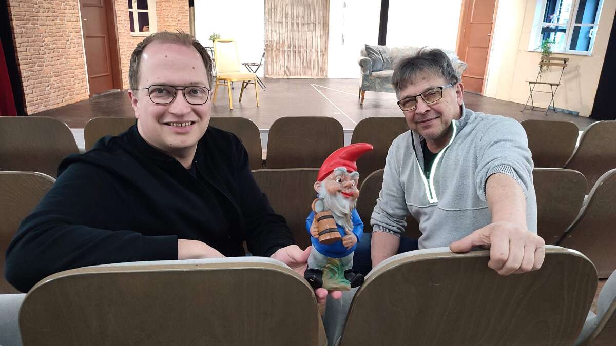 Niederdeutsche Bühne Wiesmoor: Ein Jahr voller Lacher und Emotionen ...