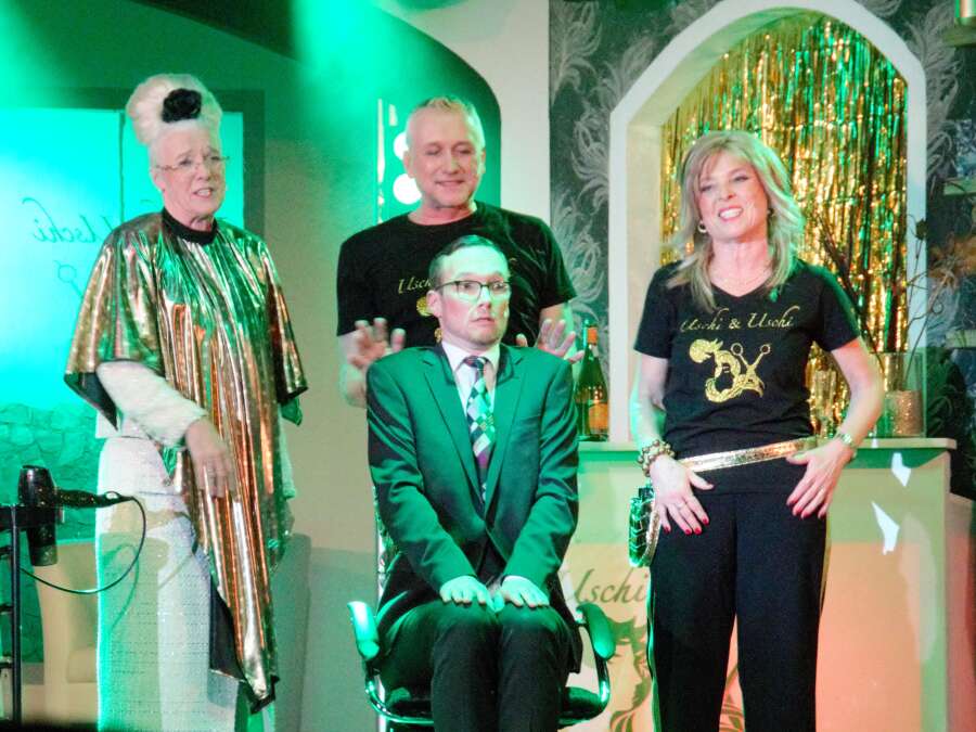 Musical in Varel: „Triebe, Tratsch und Trockenhaube“ feiert ...