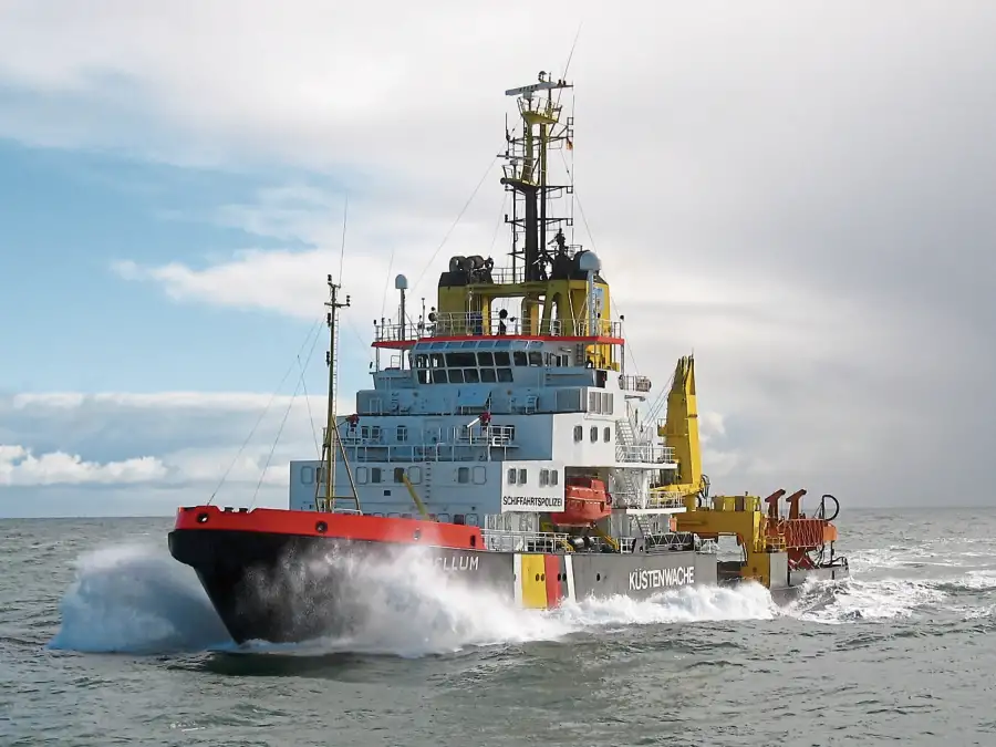 Schiffsunglück vor Großbritannien: „Mellum“ aus Wilhelmshaven hilft bei Havarie zweier Schiffe