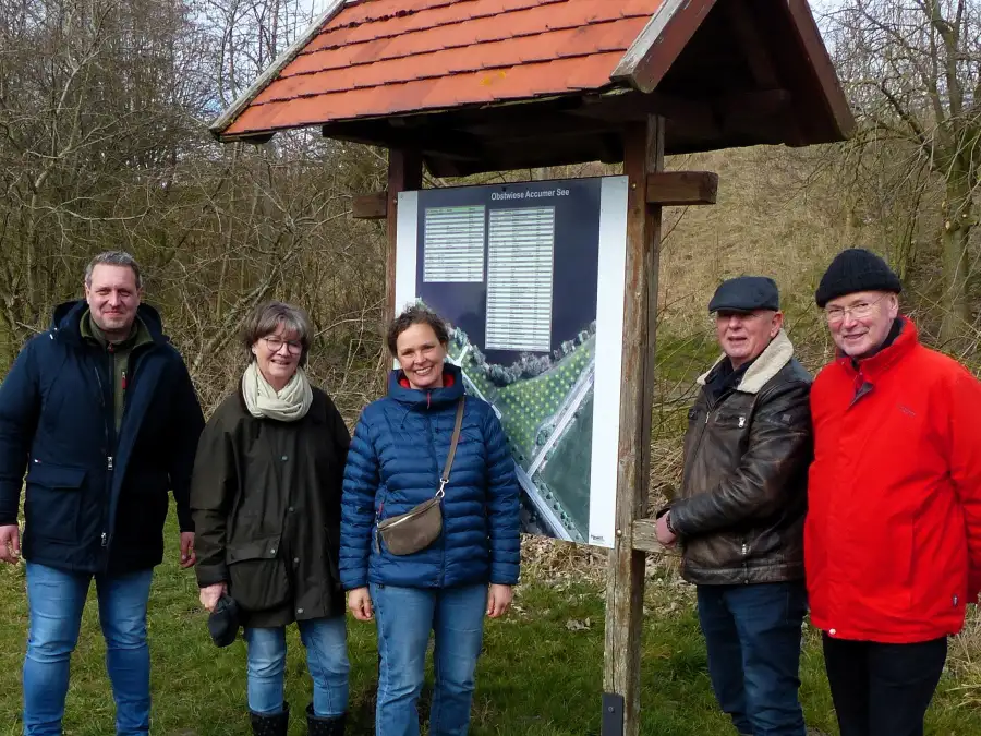 Lernbiotop für die IGS in Schortens: Streuobstwiese am Accumer See soll ...