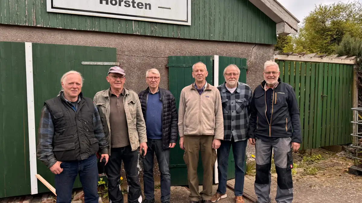 Historische Gattersäge in Horsten: Traditionelle Holzbearbeitung für ...