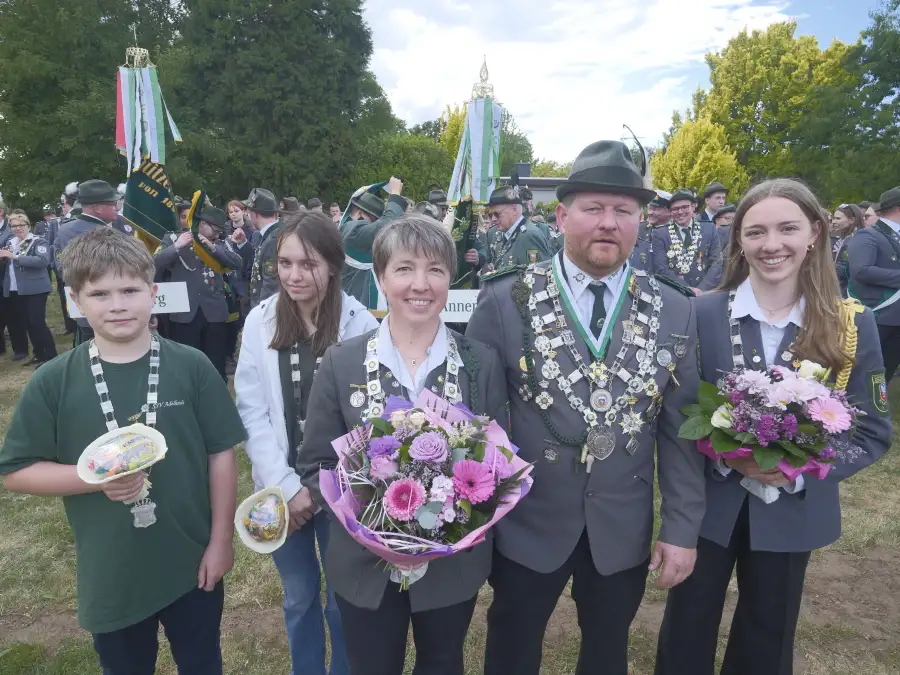 Ganderkeseer Schützenbund: SV Bergedorf dominiert neues Bundeskönigshaus