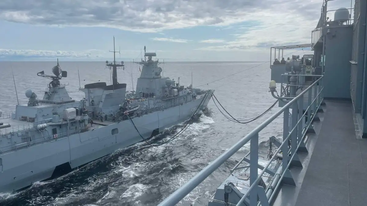 Baltops in der Ostsee: Nato-Manöver mit Fregatte Bayern und russischer ...