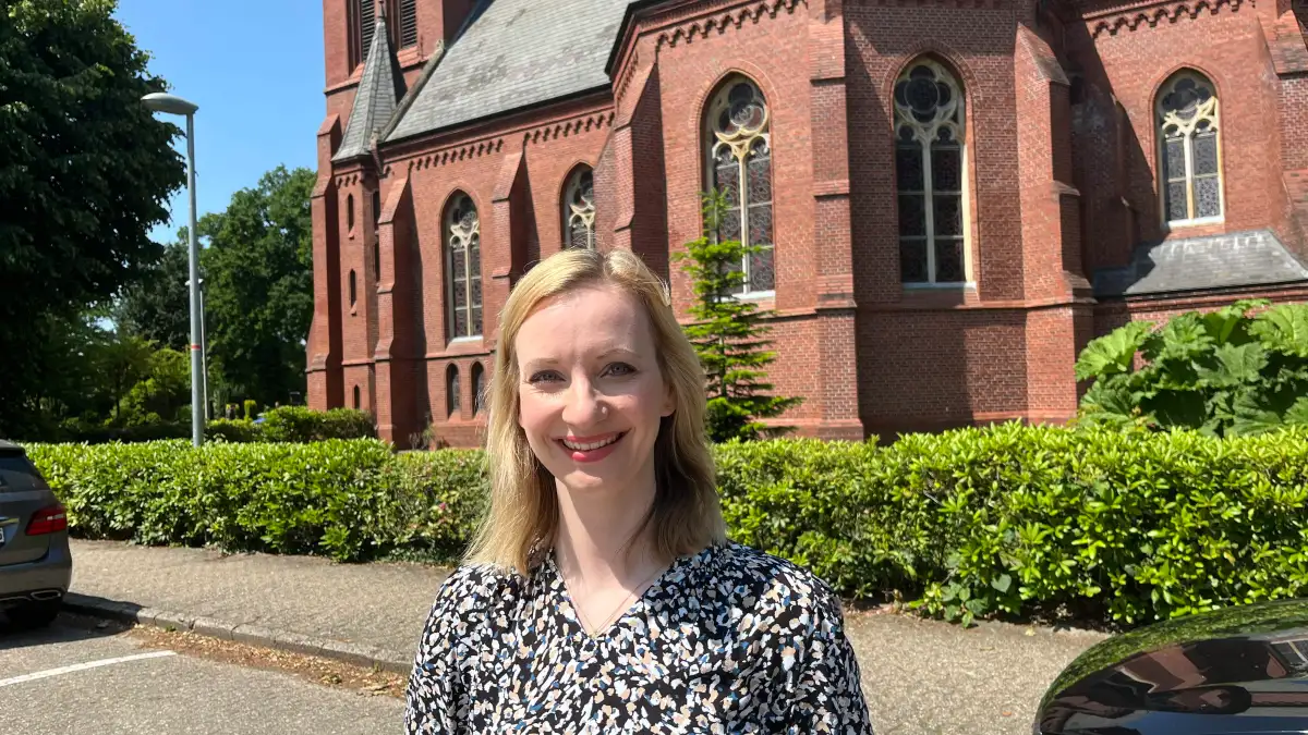 Anna Cornelius im Interview: „Er spricht wie ein Mensch, aber er ist ...