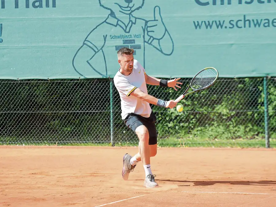 Tennis: Herren 40 der Jade TG in Garrel gegen Titelverteidiger Reinickendorf