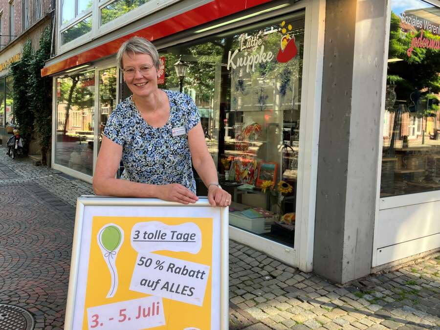 Soziales Kaufhaus in Emden: Lüttje Knippke feiert ein Jahr in der ...
