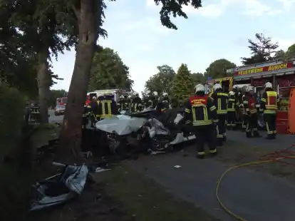 Unfallflucht in Aurich: Polizei sucht nach flüchtigem Kombi-Fahrer nach schwerem Unfall