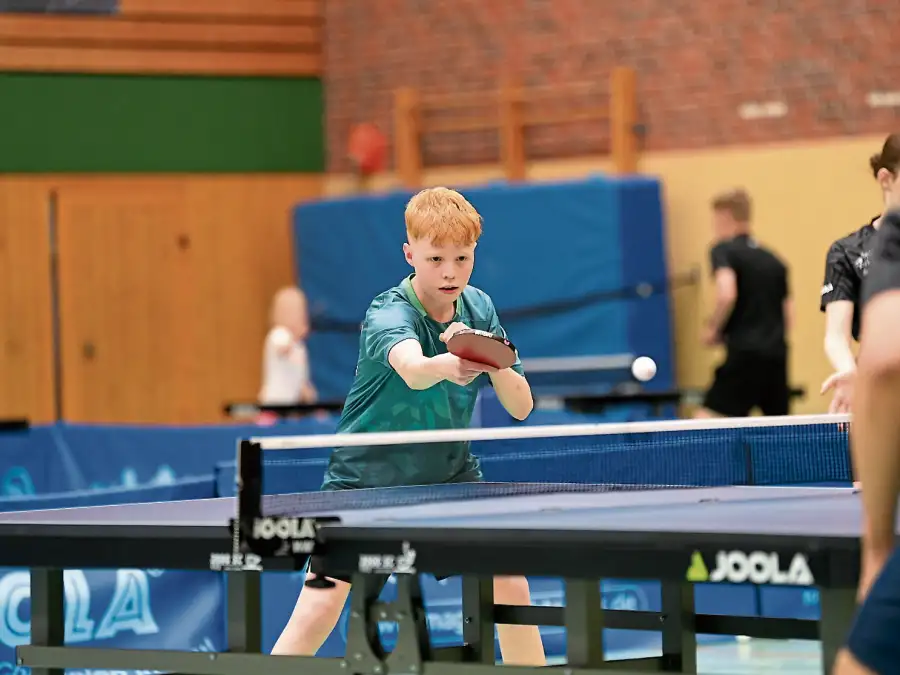 Tischtennis in Friesland: Moritz Jordan und Lasse Masemann vom MTV ...