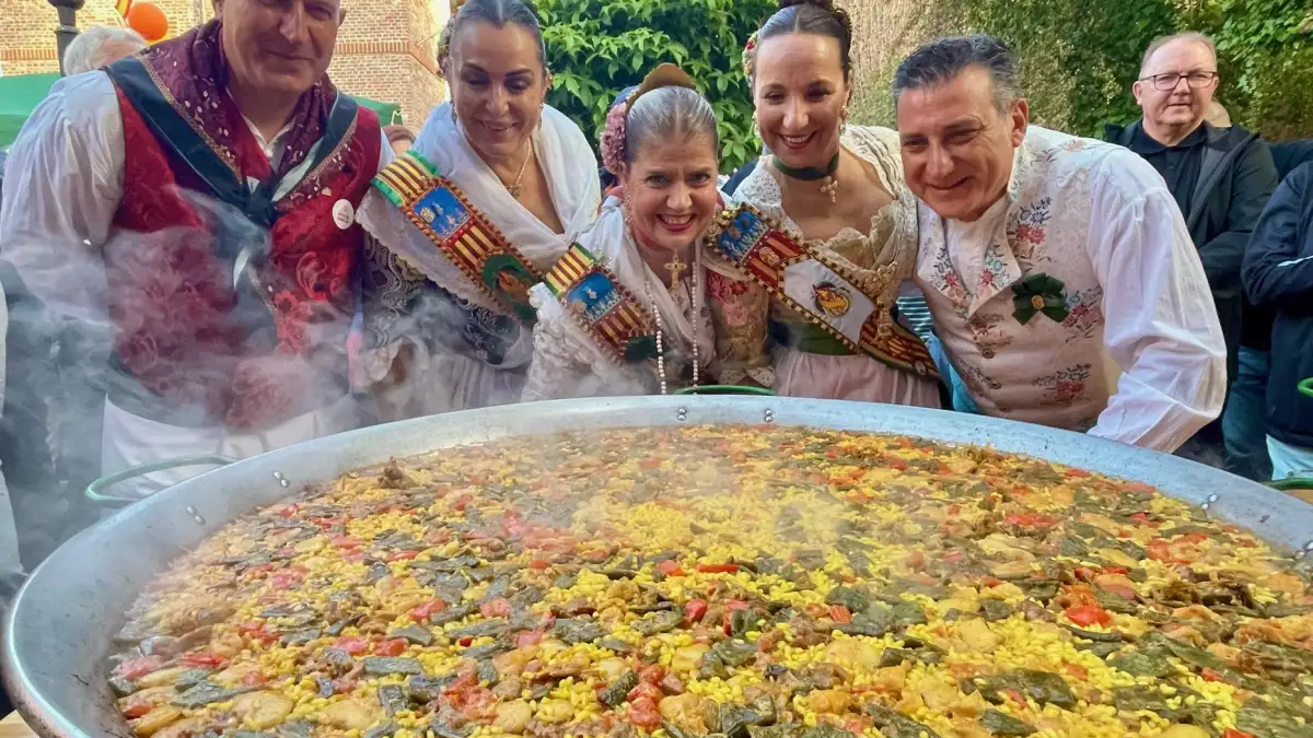 Spanisches Fest in Jever: Paella aus Cullera begeistert Besucher