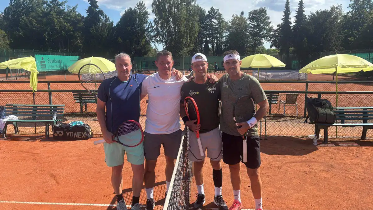 Tennis der Herren 40: Jade TG mit Nikolausdorfer Spielern belegt Platz ...