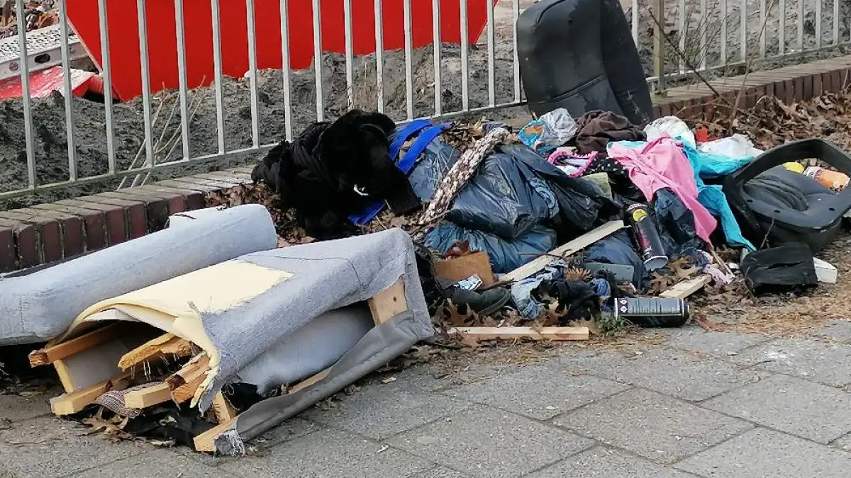 Sperrmüll in Oldenburg: Warum keine kostenlose Abholung möglich ist