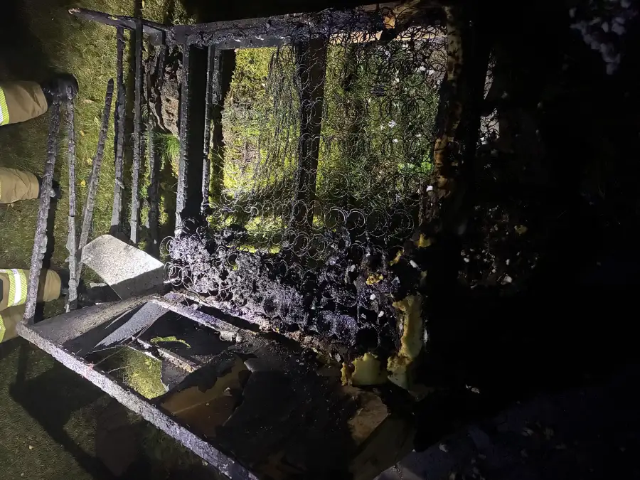 Feuerwehr Wildeshausen: Tablet löst Sofa-Brand in Bungalow aus