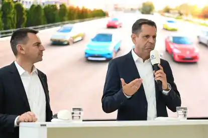 VW in Emden: Ministerpräsident Olaf Lies lässt mit Aussagen zum Verbrenner-Aus aufhorchen