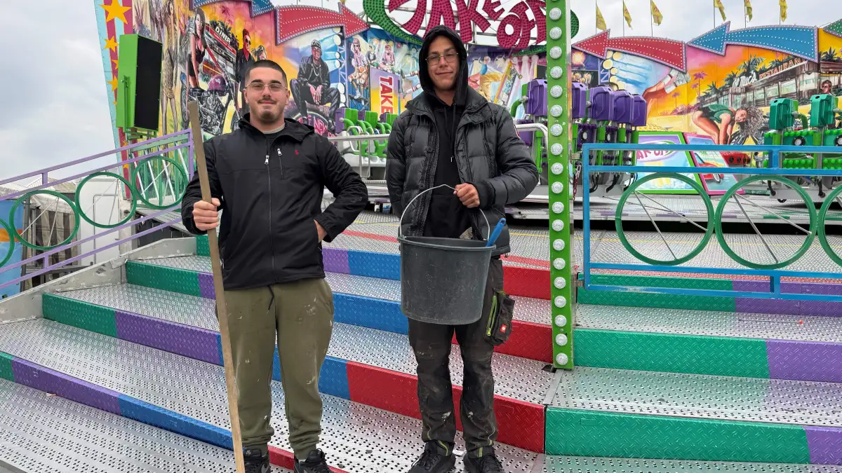 Kramermarkt in Oldenburg: Ein morgendlicher Blick hinter die Kulissen ...