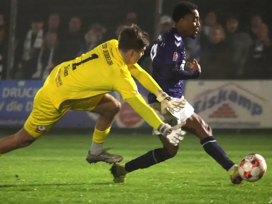 VfB Oldenburg: Rafael Brand trifft zum Derbysieg beim SSV Jeddeloh