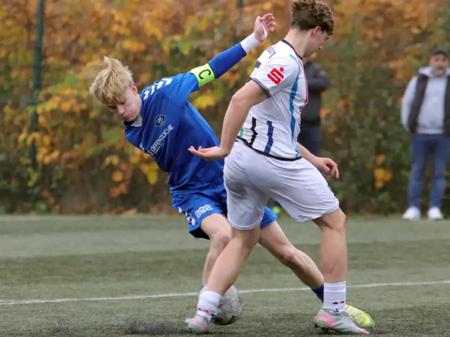 Fußball in Oldenburg: A-, B- und C-Junioren des VfB feiern Siege – Nachwuchs von VfL und TuS ...