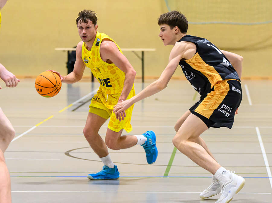 Basketball-ProB: Baskets Juniors TSG Westerstede spielen gegen Rasta ...