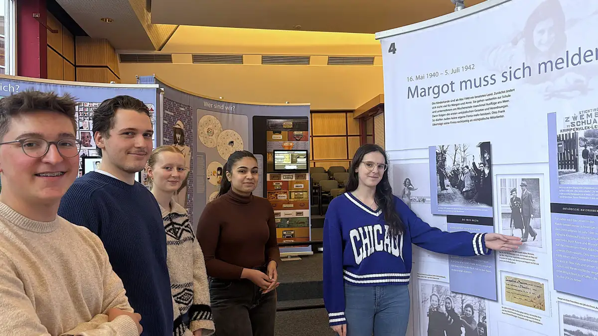 Anne-Frank-Ausstellung in Westerstede: Wichtiger Beitrag zur Demokratie ...