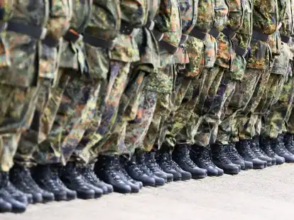 Bundeswehr-Reservisten in Deutschland: SPD offen für Altersgrenzen-Änderung