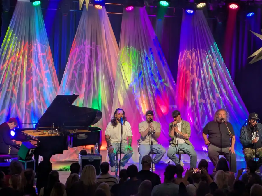 Söhne Mannheims in Wilhelmshaven: Leise Piano-Töne sorgen für ...