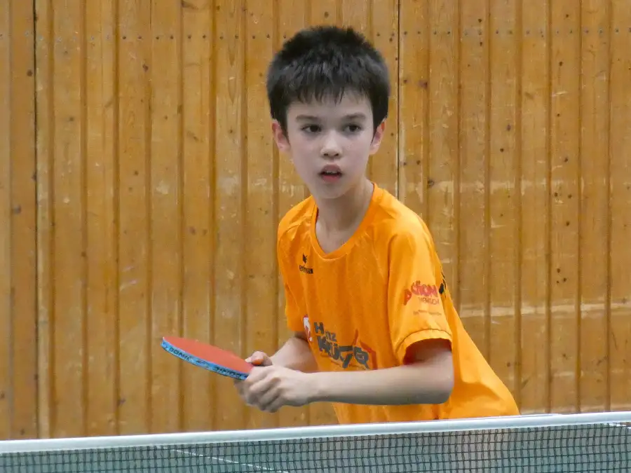 Tischtennis-Talent aus Oldenburg: Jamie Stang verliert Finale bei ...