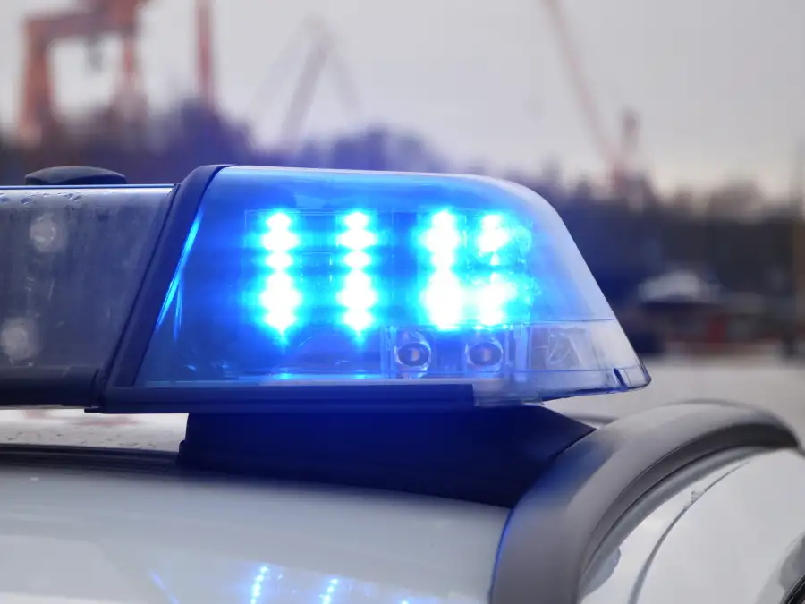 Verkehrsunfall auf der Ubierstraße in Emden-Constantia: Zwei ...