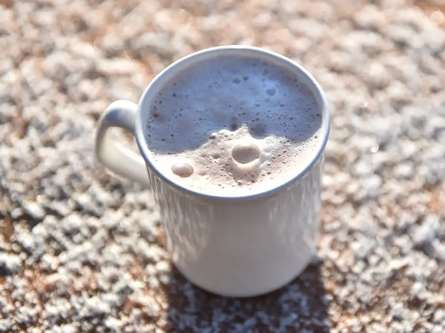 Wintereinbruch in Emden: Schnee wirbelt Öffnungszeiten durcheinander