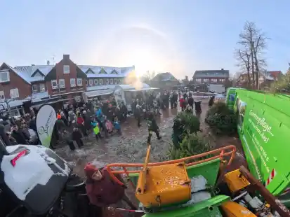 Schredderfest in Ganderkesee: Weihnachtsbaum-Abgabe mit Gutscheinaktion