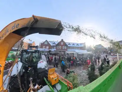Schredderfest in Ganderkesee: Weihnachtsbaum-Abgabe mit Gutscheinaktion