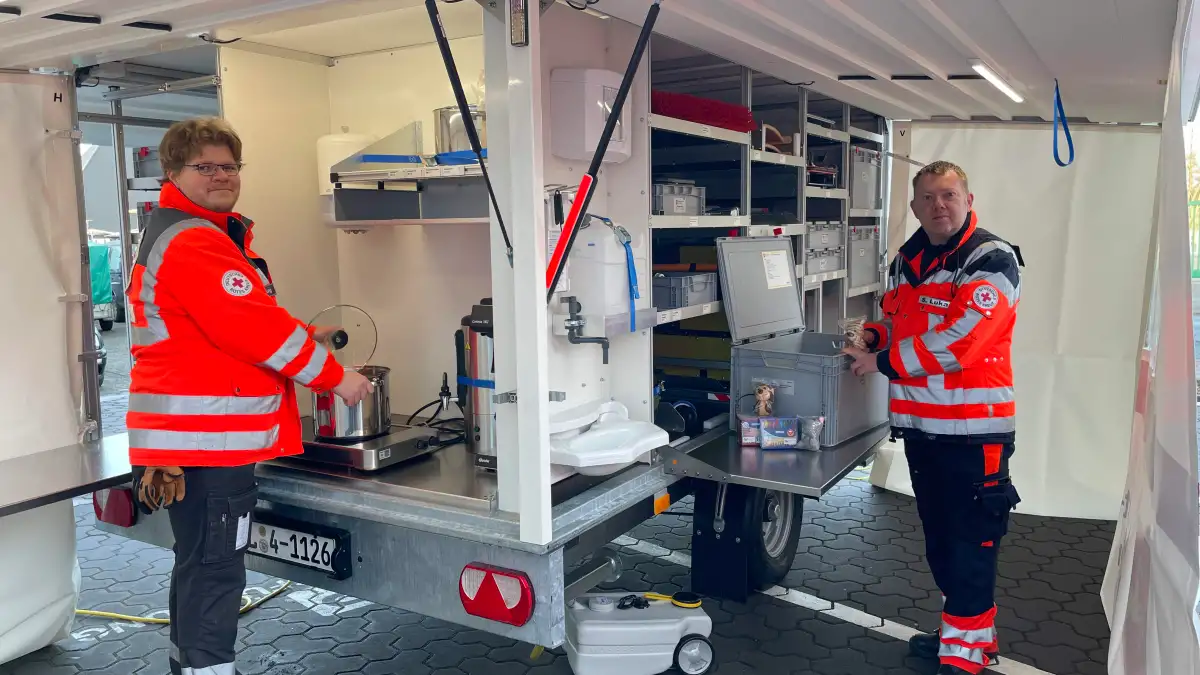 DRK-Kreisverband Wilhelmshaven: Neuer Anhänger bietet mehr Qualität für ...