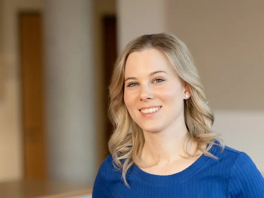 „Medien. Meinung. Macht.“: BR-Journalistin und Build-Kolumnistin Julia ...