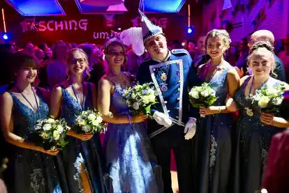 Fasching in Ganderkesee 2026: 1. Büttenabend eröffnet heiße Phase der ...