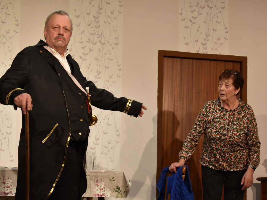 Neues Stück der Speelschar Reitland – Gelungene Premiere mit „Achtung ...