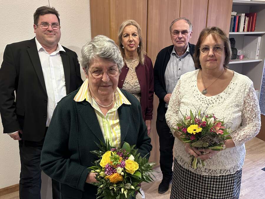 Verein Literaturplus Wesermarsch löst sich auf – Steigende Kosten und ...