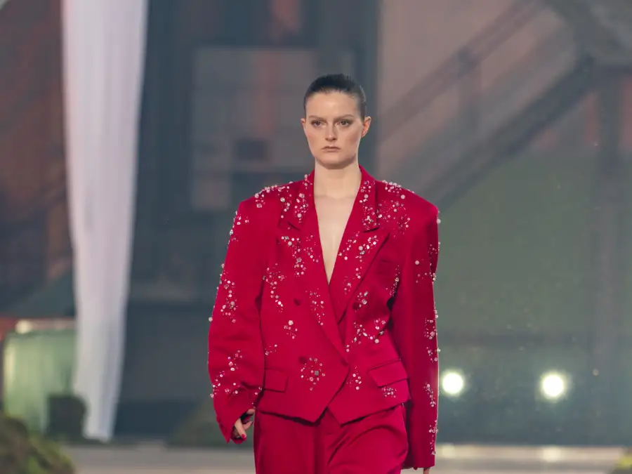 „Germany’s Next Topmodel“: Julia de Boer aus der Wesermarsch fliegt ...