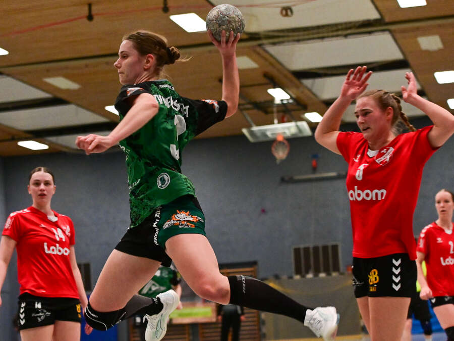 Handball-Oberliga der Frauen: Neerstedterinnen gewinnen Derby in Hude