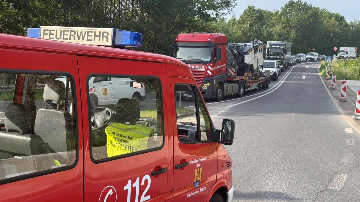 Polizeieinsatz auf A29: Huntebrücke bei Oldenburg gesperrt